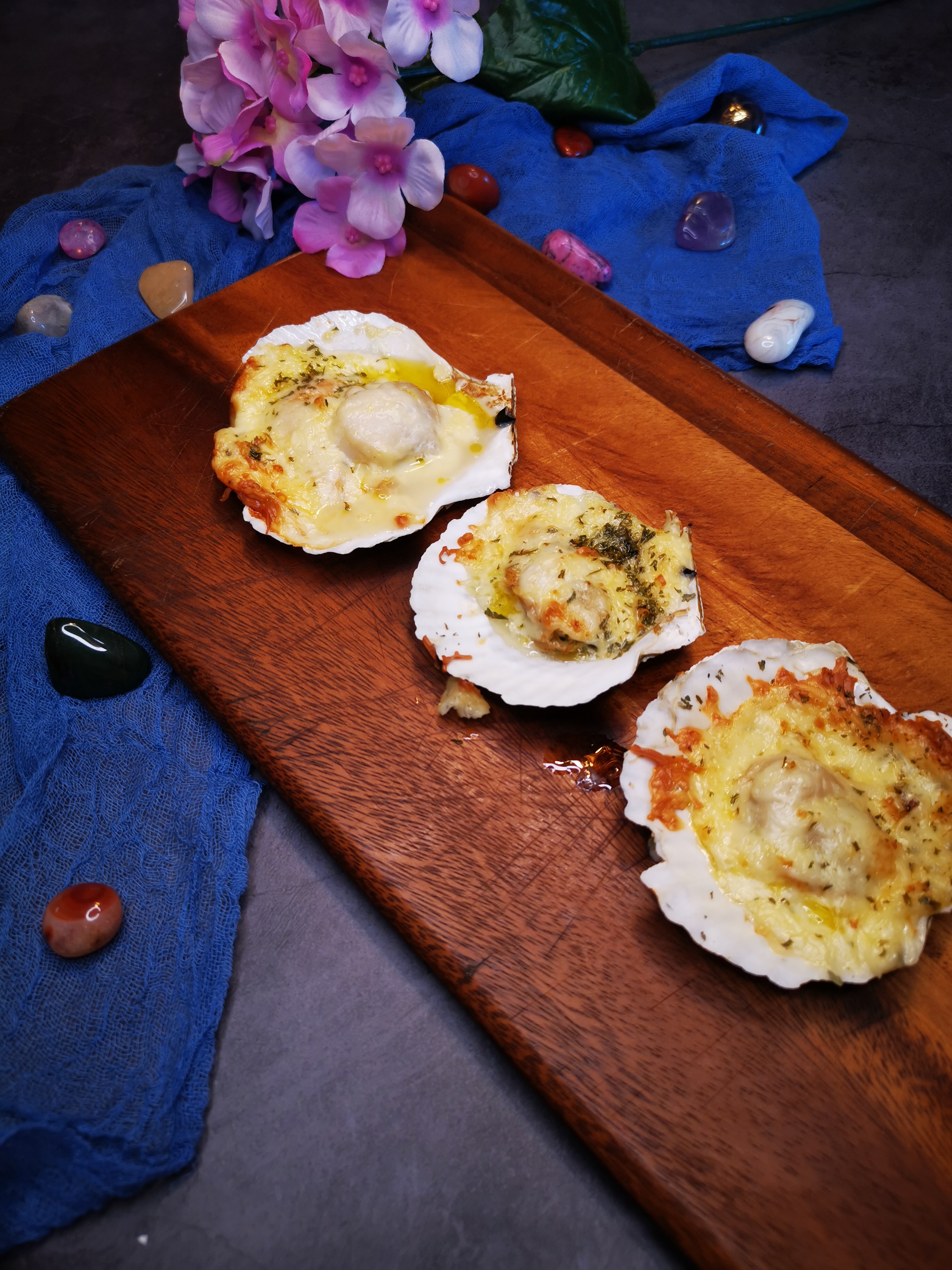 Baked Cheesy Scallop | Geraldine's decadent and savoury adventure